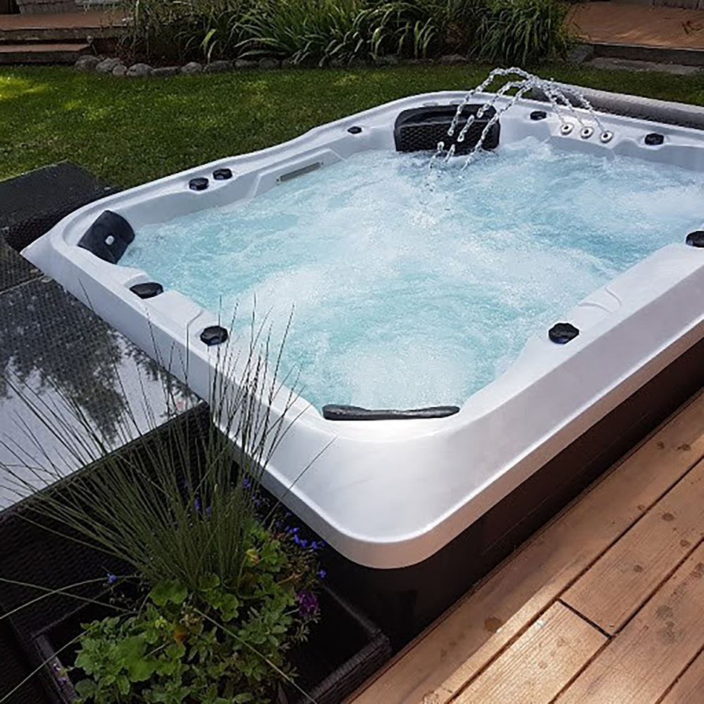 Patio Spas – Canadian Spa UK